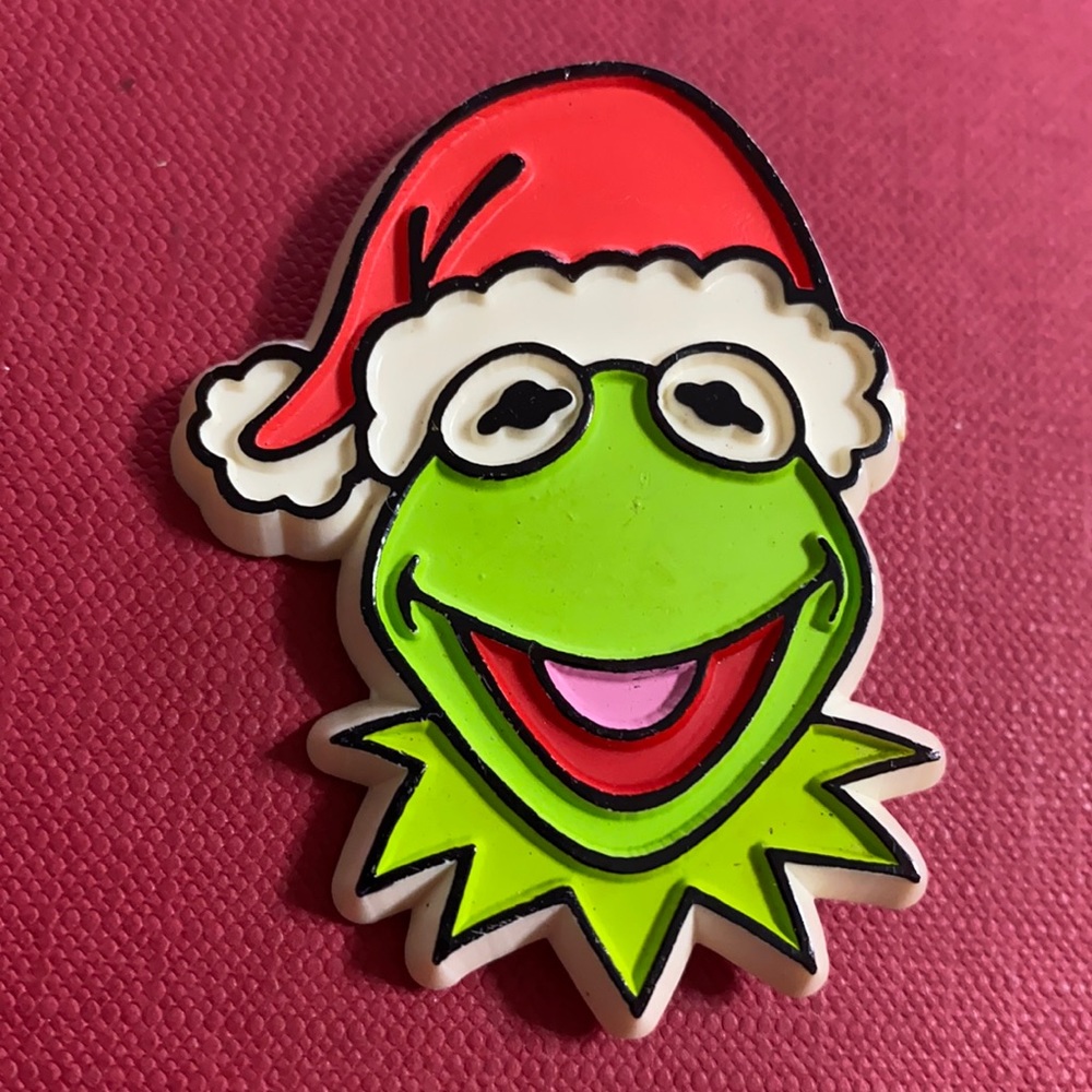 1979vintage Kermit Frog Pin - Gem
